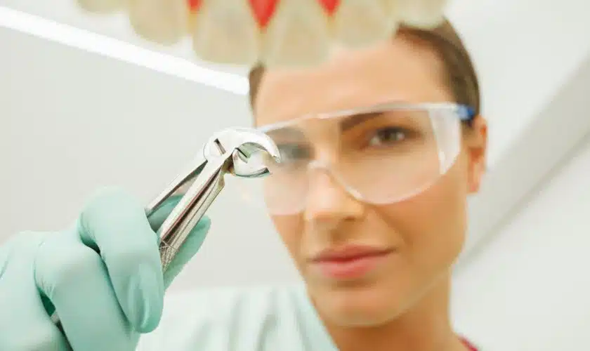 Tooth Extraction And Heart Health: Understanding The Link Tooth Extraction And Heart Health: Understanding The Link